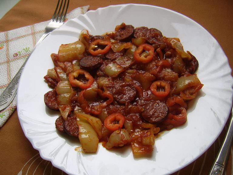10 iconic Hungarian food and drinks you must try in Budapest - Daily ...