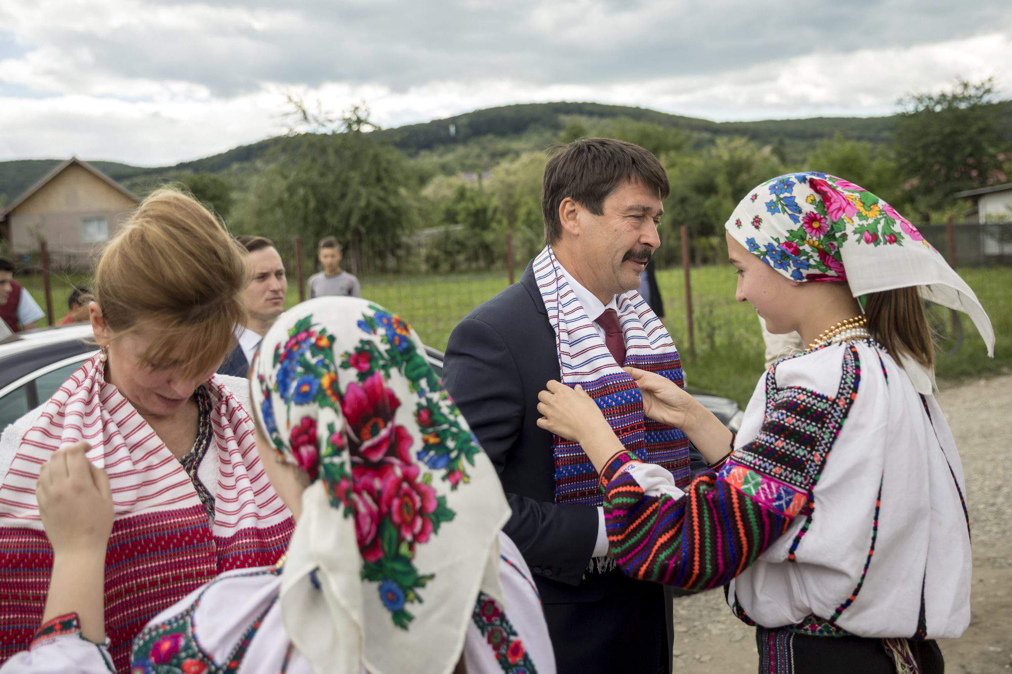 Áder first president to visit Csángó Hungarians in Romania - Daily News ...
