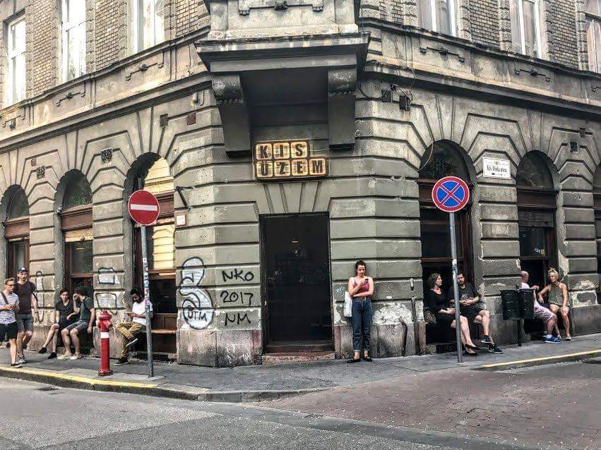 5 de los mejores y más singulares bares de Budapest que debes visitar ...