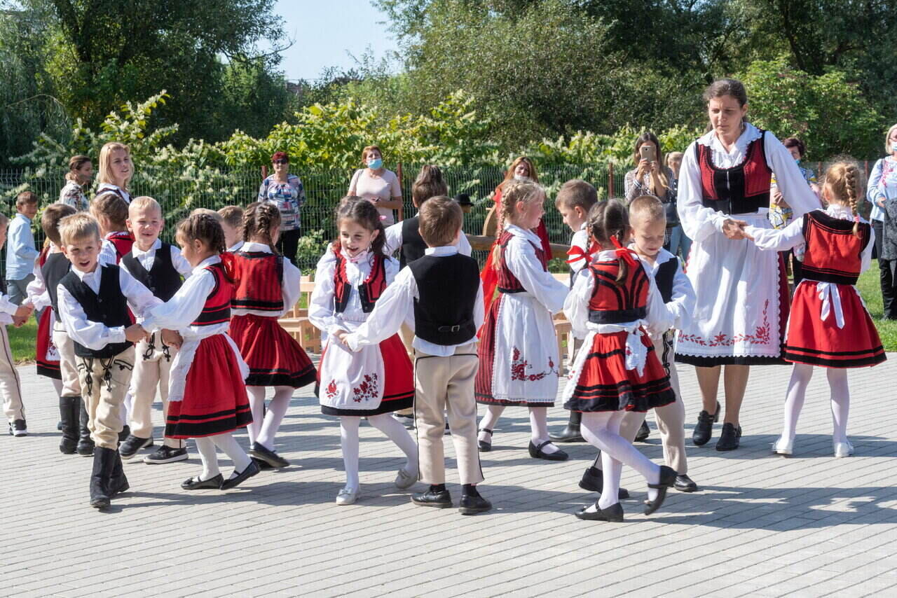 Hungarian FM in NYC: "the sex education of children must be an ...