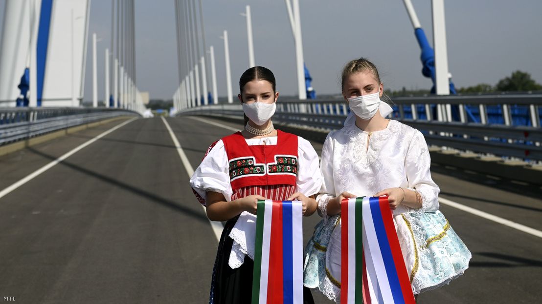 Four new bridges linking Hungary, Slovakia to be finished by 2024 ...