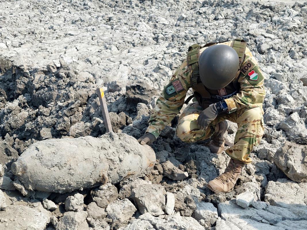 Photos: 120kg WW2 bomb found in Budapest deactivated - DailyNewsHungary