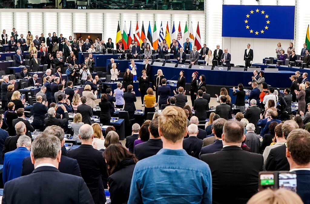 Orbán's Fidesz: strong conservative right wing 'needed' in the EU ...