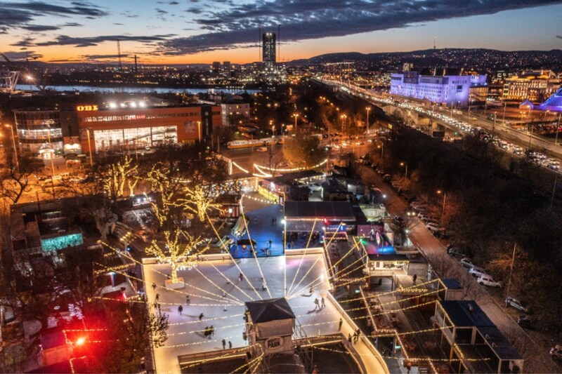 PHOTOS, VIDEO: Beautiful ice rink to open in Budapest next week - Daily ...