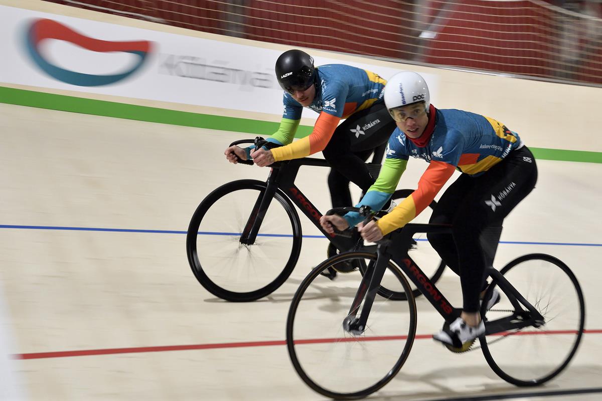 Photos: Hungary's first indoor wooden cycling track opened - Daily News ...