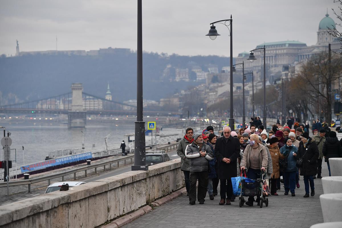 PHOTOS: Extreme cold to come next week in Hungary, snow, frost covers ...