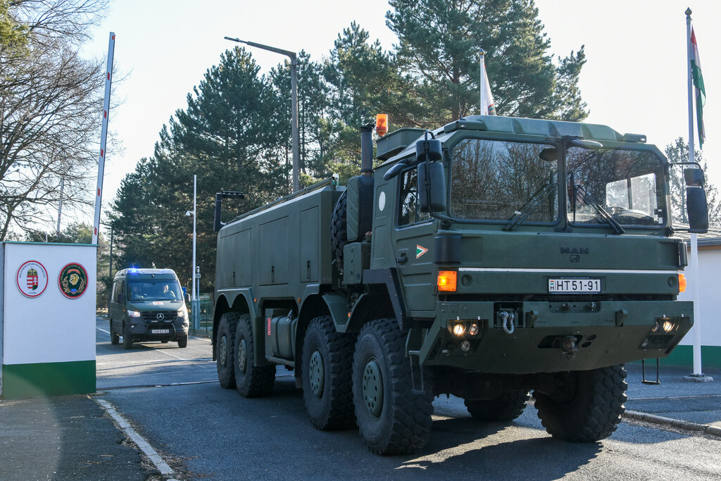 Military convoys to swarm Hungary's roads this week - Daily News Hungary