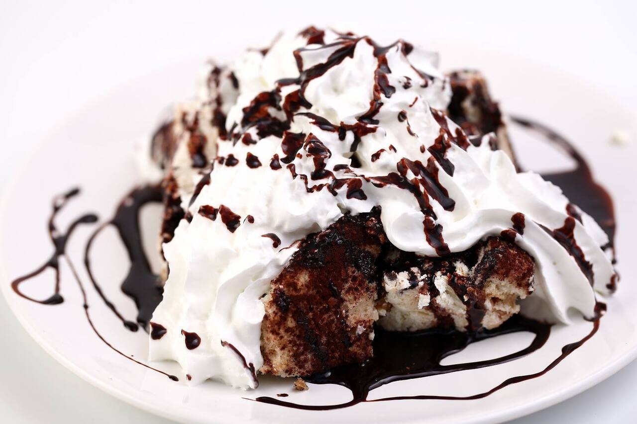 RECIPE: Somlói galuska, the famous sweet of Hungarian confectionery ...