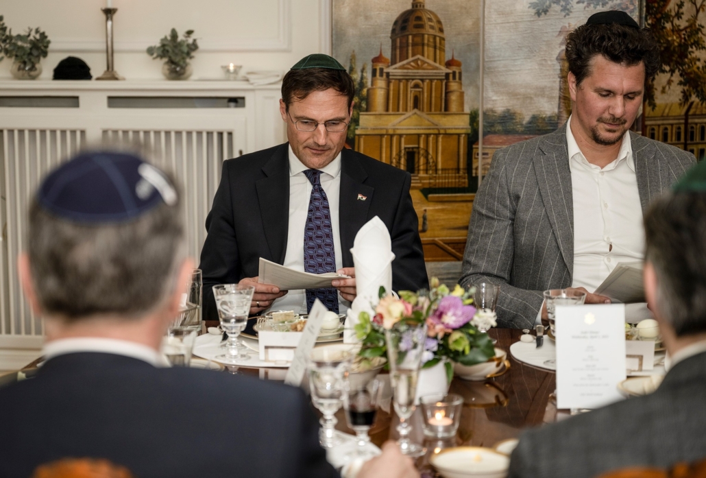 PHOTOS: Jobbik chairman celebrated Passover Seder together with the US ...