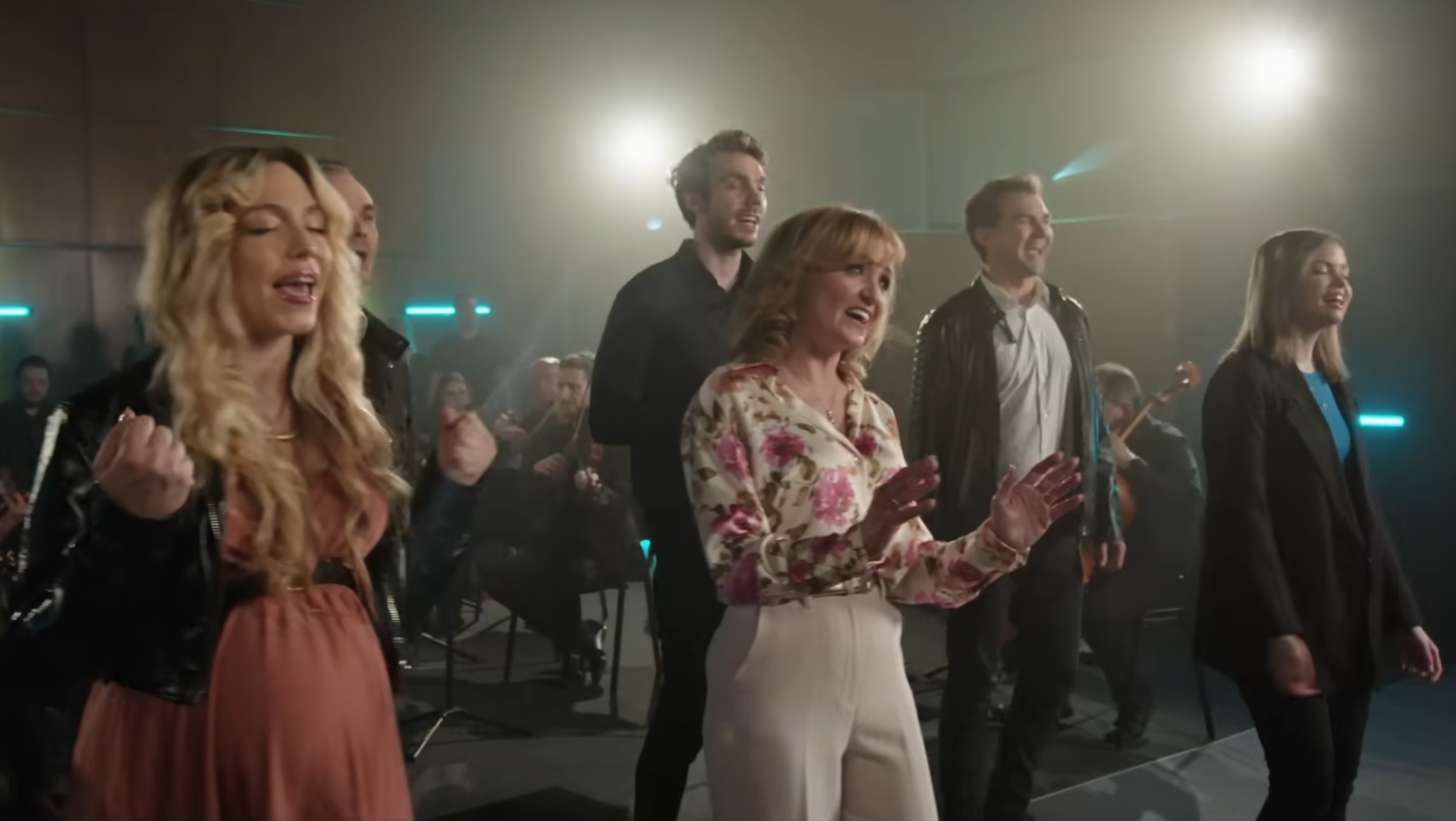 VIDEO: Official song of the upcoming papal visit to Hungary has been ...