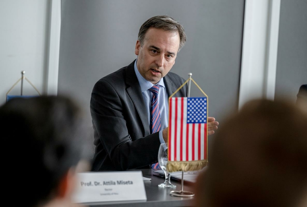 US ambassador Pressman visits Hungary-Ukraine border - Daily News Hungary