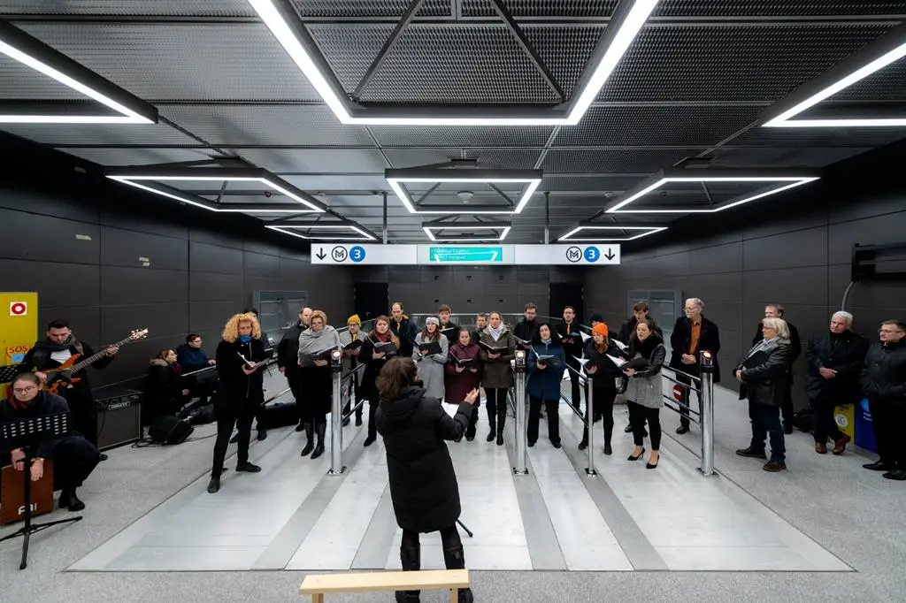 Festival celebrating the reopening of M3 metro in Budapest - Daily News ...