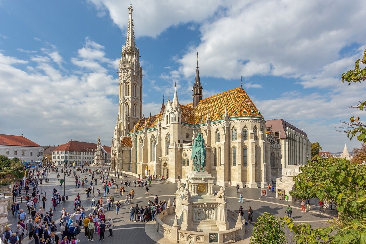 Survey: Three quarters of Hungarians support Christian culture - Daily ...