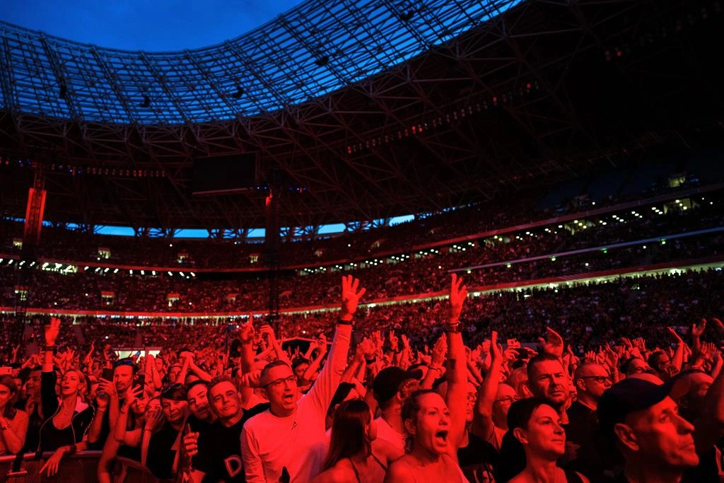 PHOTOS: Depeche Mode concert in Budapest was phenomenal - Daily News ...