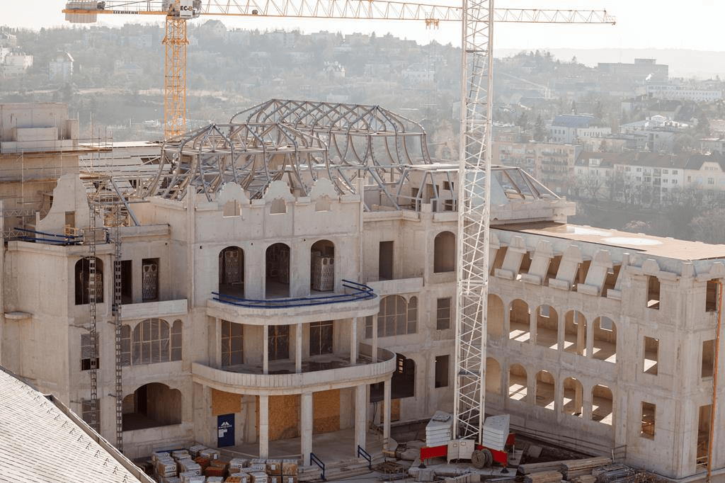 PHOTOS : Le magnifique palais archiducal en cours de reconstruction au ...