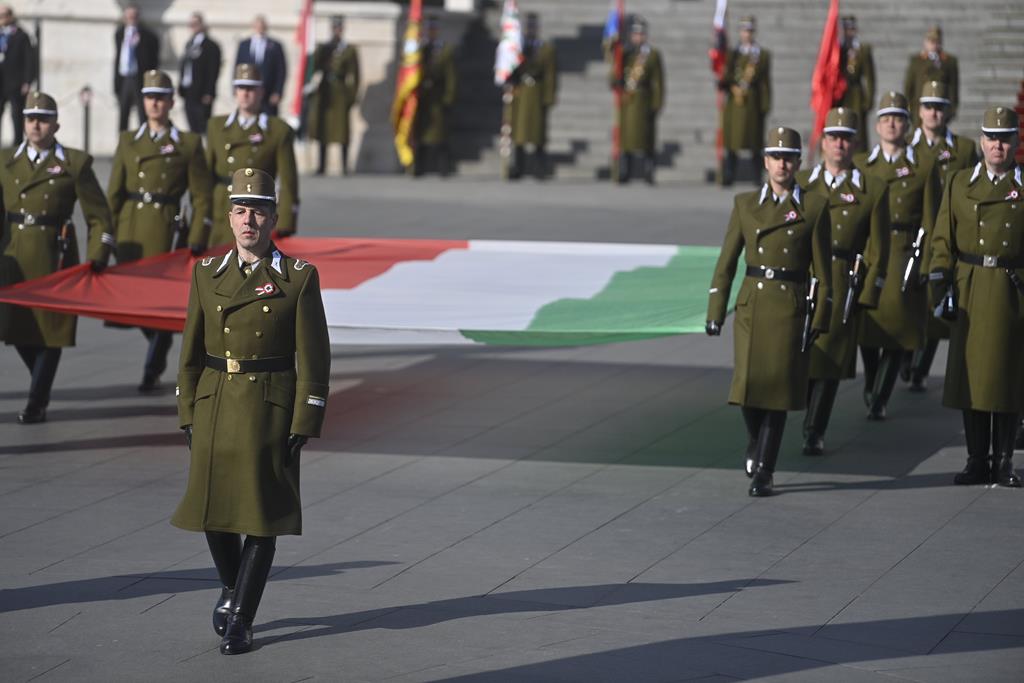PHOTOS: Hungarian national flag raised marking 15 March celebrations ...