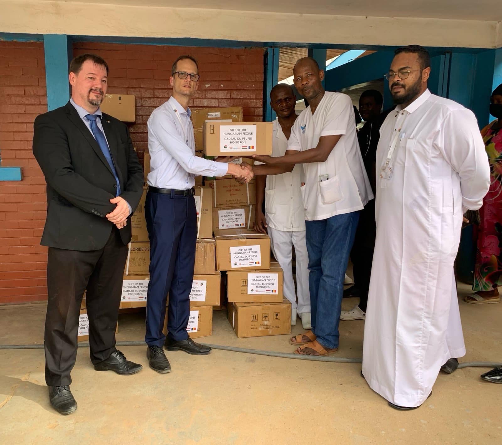 Hungría ayuda a Chad, donde sirvió el único hijo del primer ministro ...