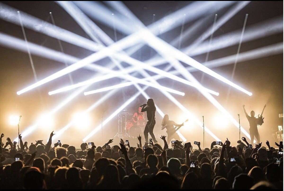 Falling in Reverse and Hollywood Undead set to rock Budapest with ...